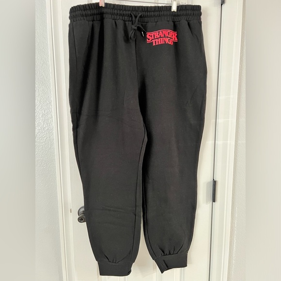 Netflix | Pants & Jumpsuits | Stranger Things Netflix Sweat Pants ...